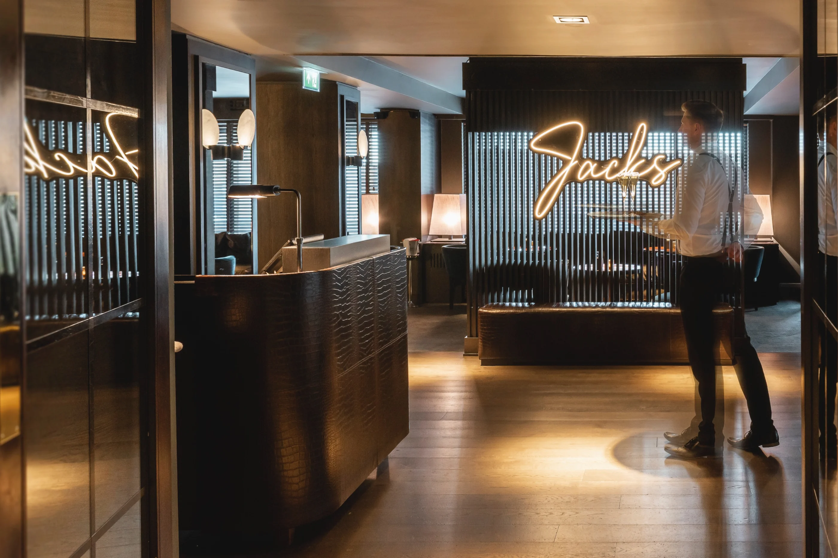 Bar & Grill | Dakota Hotel Newcastle